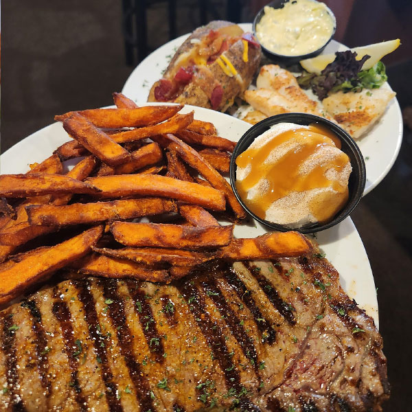 Main Course & Dinner Entrees | Johnny T’s Bistro | Hillsdale, MI
